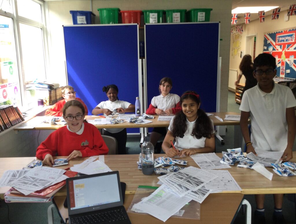 6BB Tuffley Library Visit – Harewood Junior School